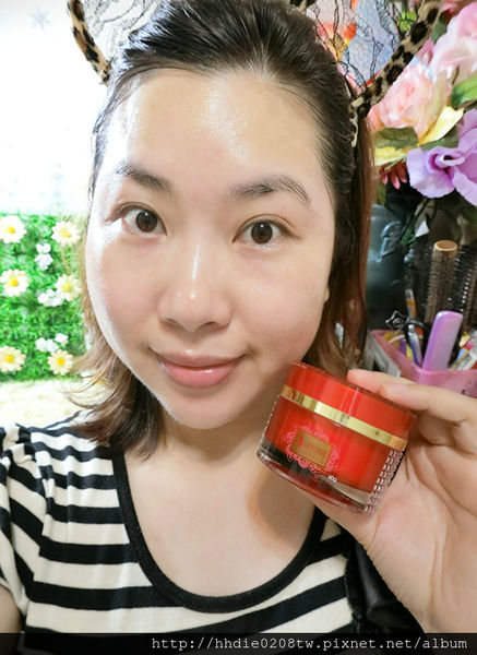 (日本美妝品牌推薦)BODYCODE-5GF去角質凝膠、炭酸面膜、美容液、面霜 5GF系列臉部保養禮盒組 | 部落客行銷 | 愛體驗